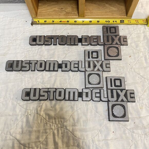 Chevrolet | Accessories | Vintage Set Lot Of 3 Pcs 98s Chevy Truck ...